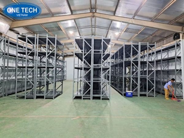 Thi công lắp đặt giá kệ kho hàng trọn gói, giá tốt toàn quốc